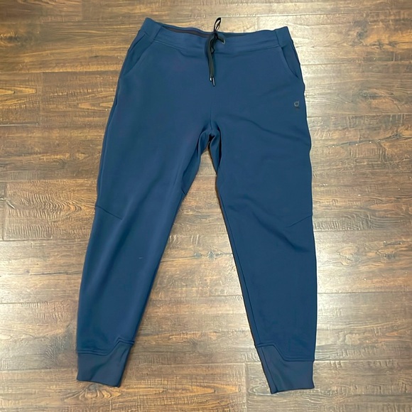 On Running | Pants & Jumpsuits | On Cloud Sweat Pants Size Large | Poshmark